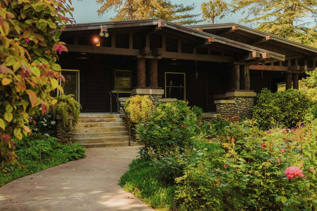 The McBride sisters buy a Napa vineyard