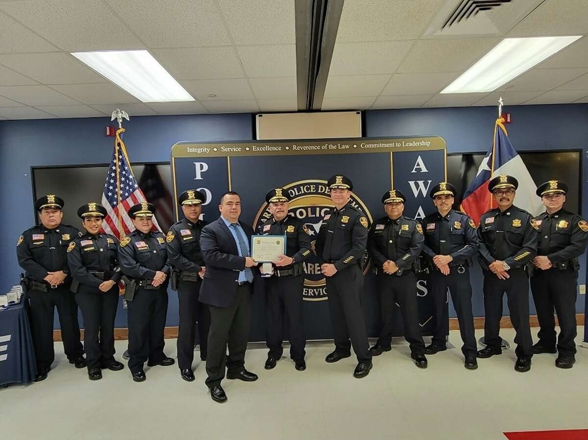 Laredo police give out 2023 awards including Officer of the Year