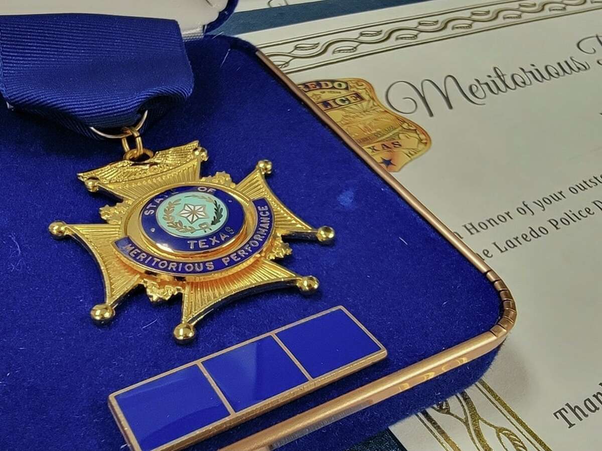 Laredo police give out 2023 awards including Officer of the Year