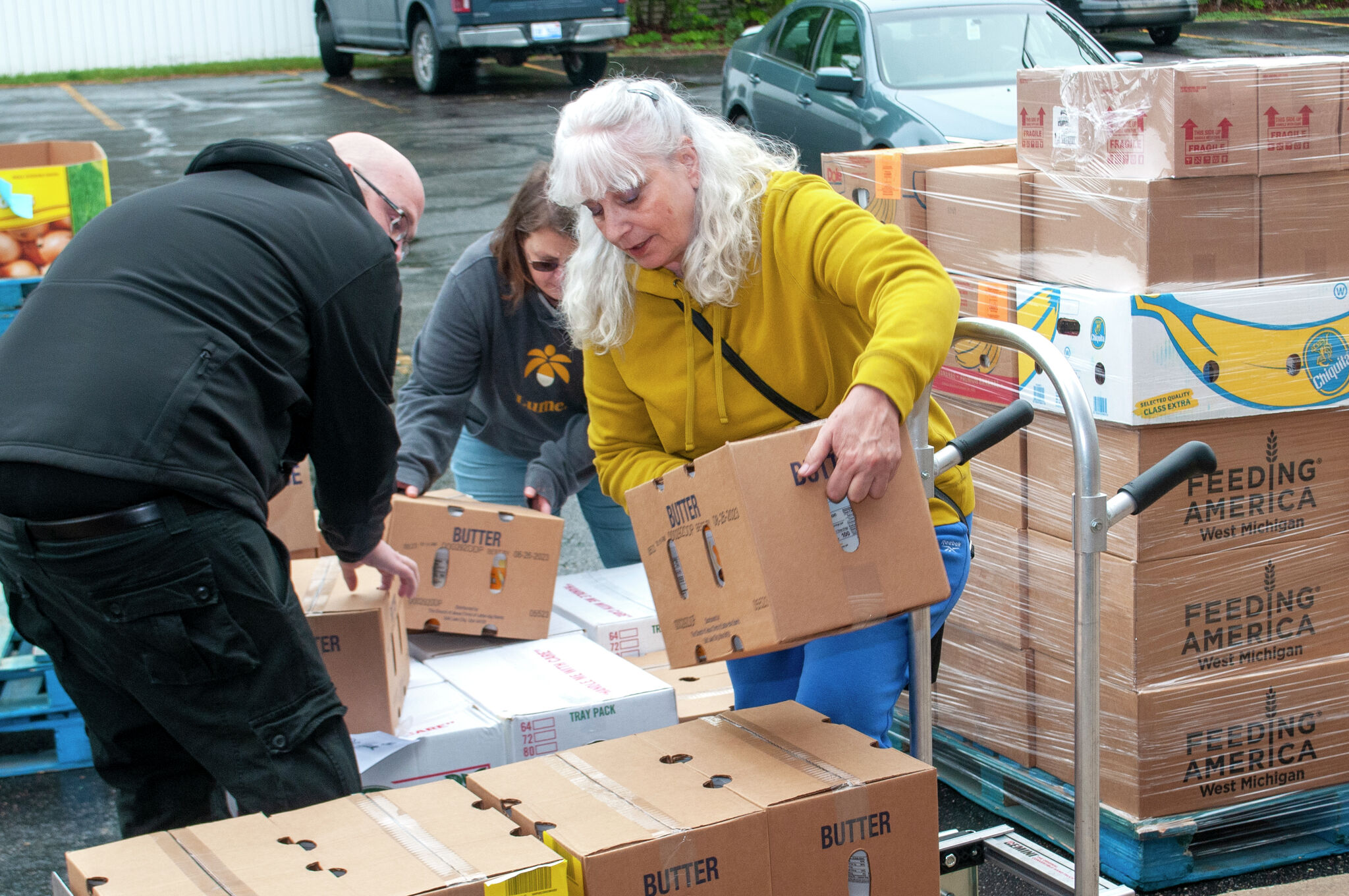 ITC Michigan donates $290,000 to seven Michigan food banks