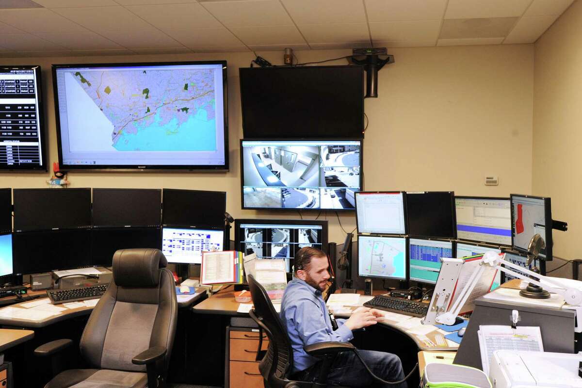 Greenwich's dispatch center needs help with 10-year-old tech