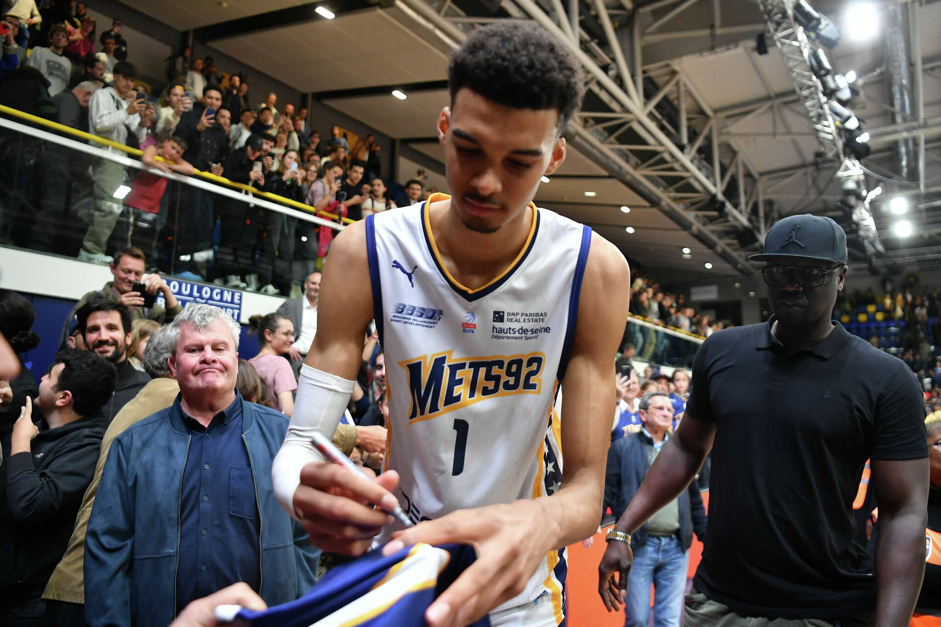 Popovich confirms Wembanyama, Spurs will play in Paris next season