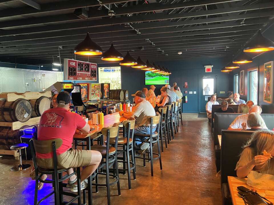 Hamby's in Boerne is back to serve up big burger bites