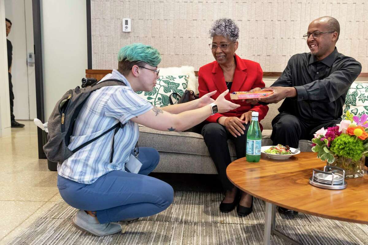 Henrietta Lacks' family talks to researchers in San Antonio