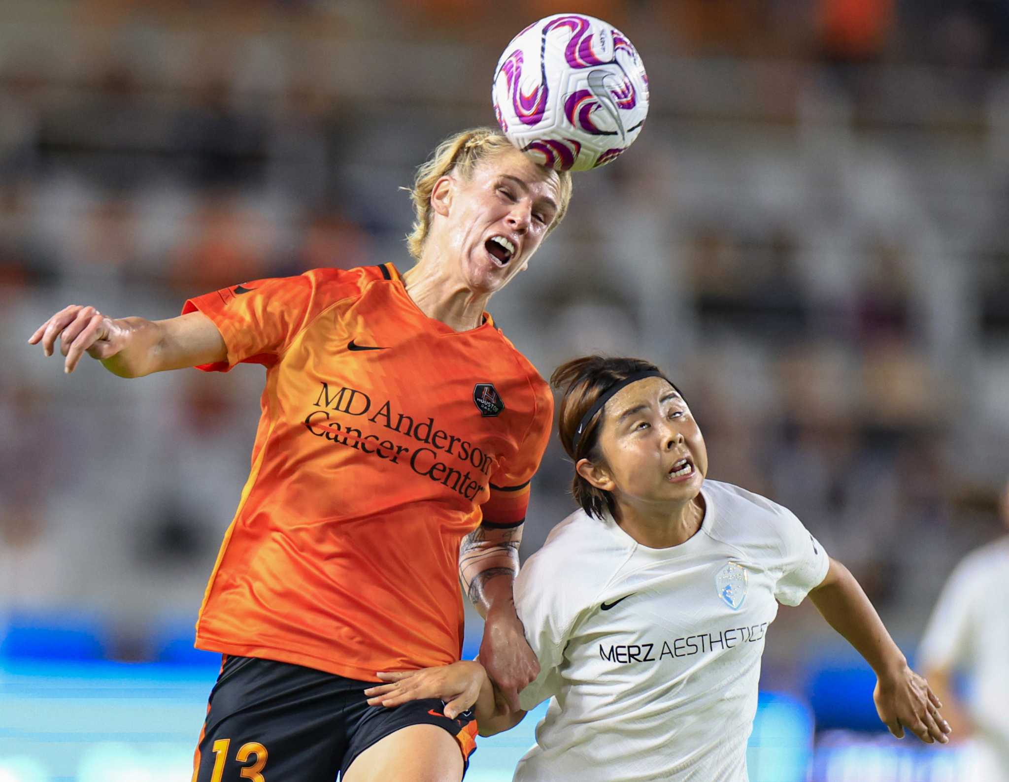 Houston Dash look to build on momentum against San Diego