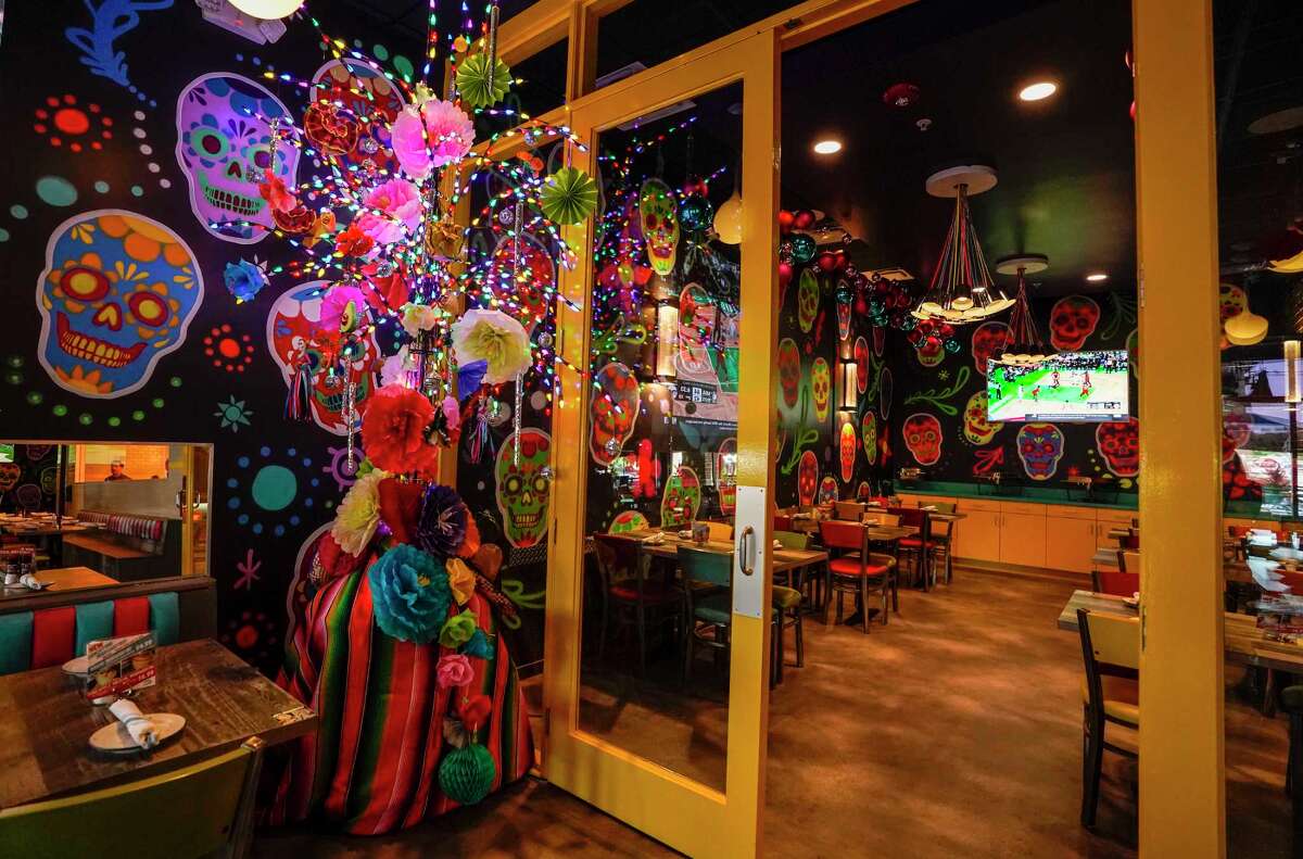 Valencia’s Tex-Mex Garage Houston review: When 'average' works