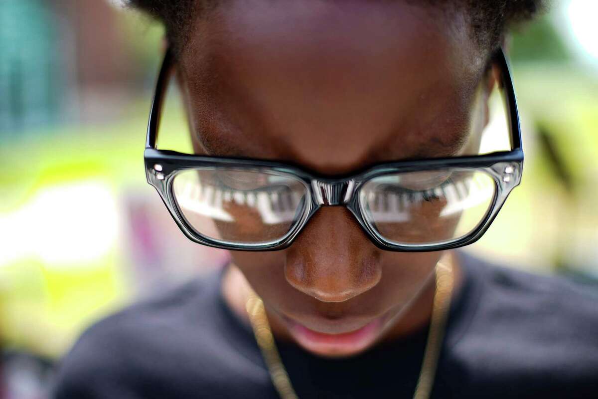 Houston fifth grader discusses being a viral keyboard sensation