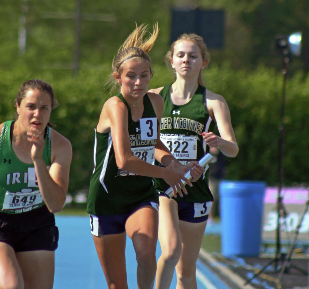 Elena Rybak defends 1,600 state title; Father McGivney medals five