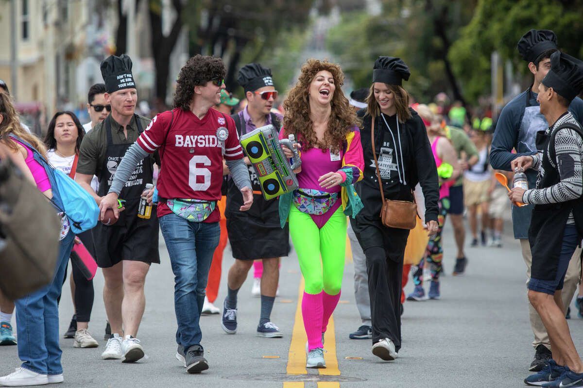 Photos show Bay to Breakers taking over San Francisco streets