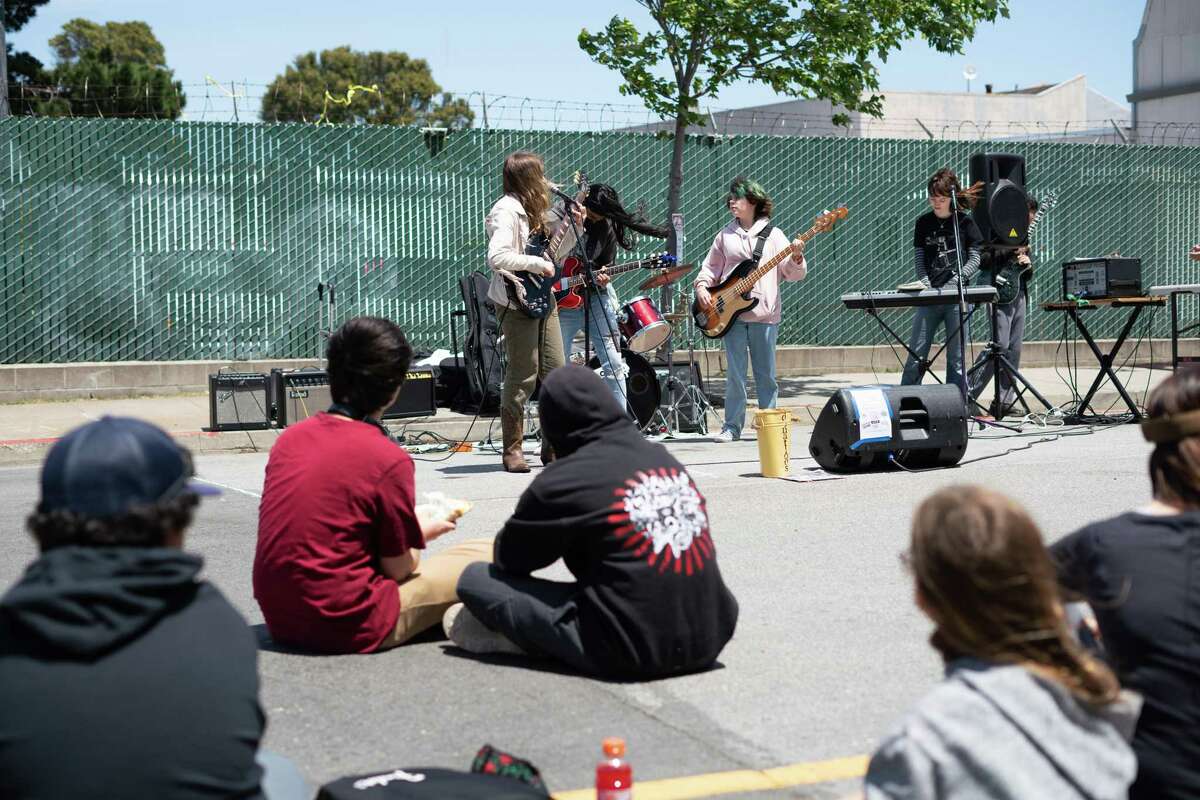Here's how Sunday Streets SF got under way in Bay view for 15th year