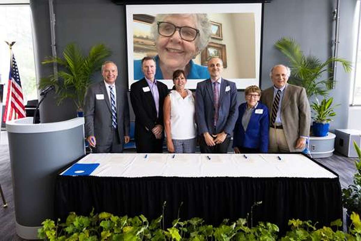 Peacock, Culver families boost Lewis and Clark mental health services
