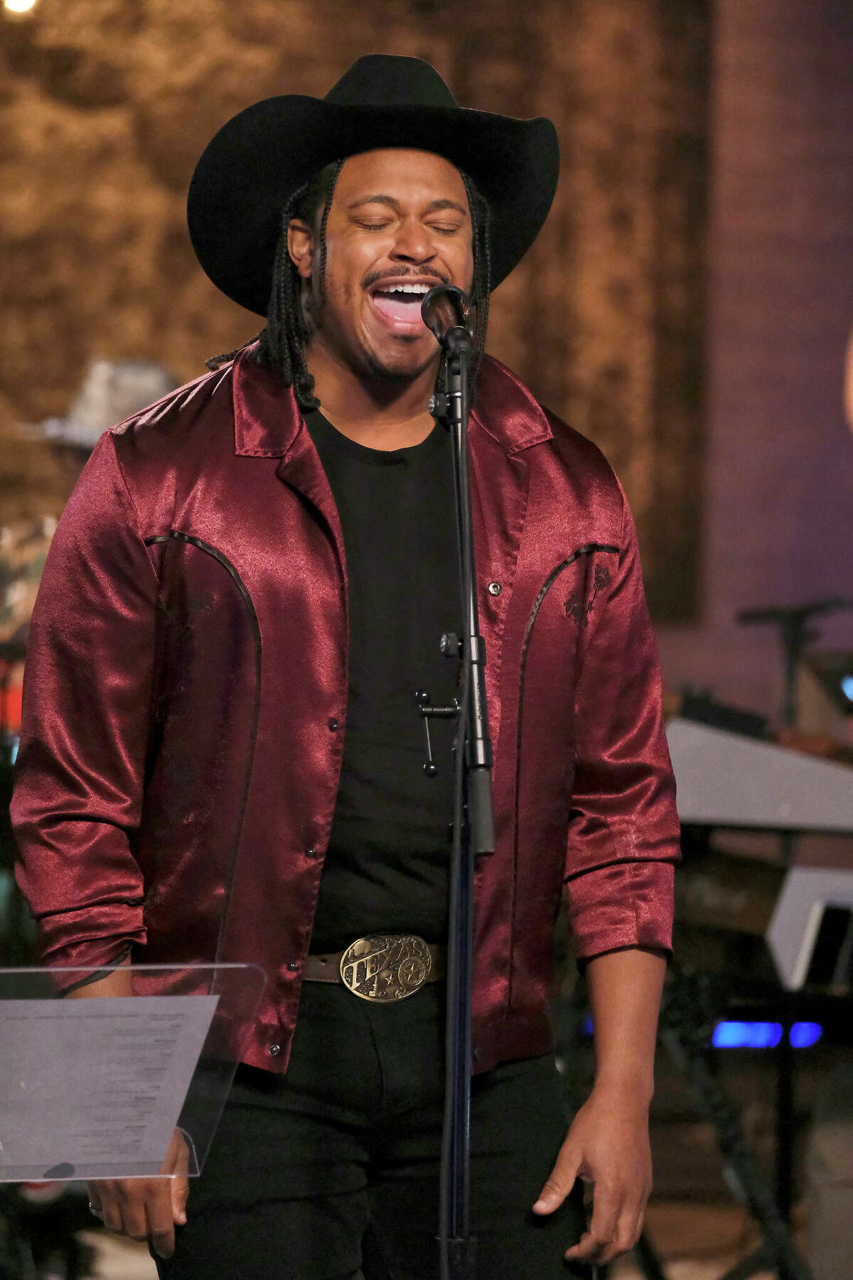 NOIVAS could be the next Texas singer to win 'The Voice'