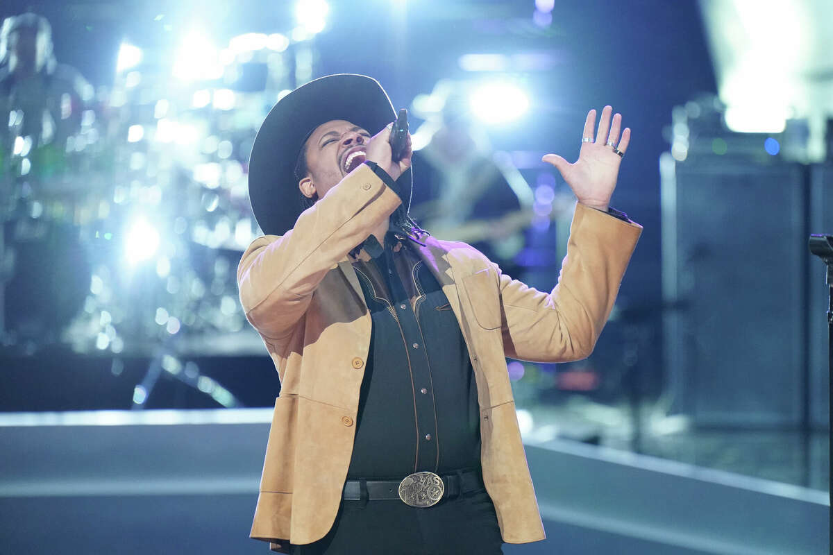 NOIVAS could be the next Texas singer to win 'The Voice'