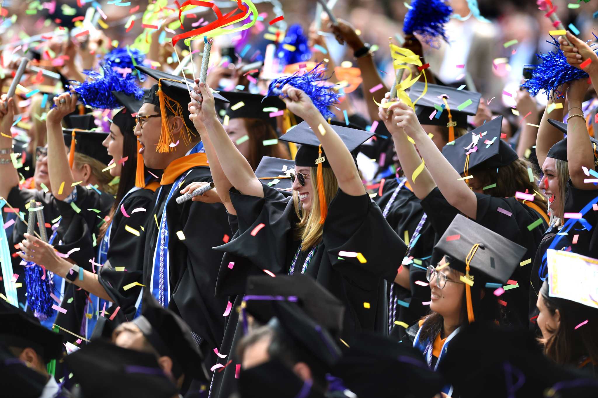 Paul Giamatti, Lonnie Bunch among honorees at Yale commencement