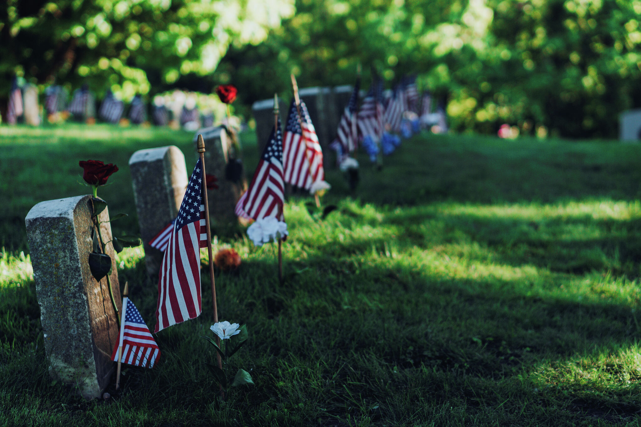 Flower tradition honors veterans on Memorial Day