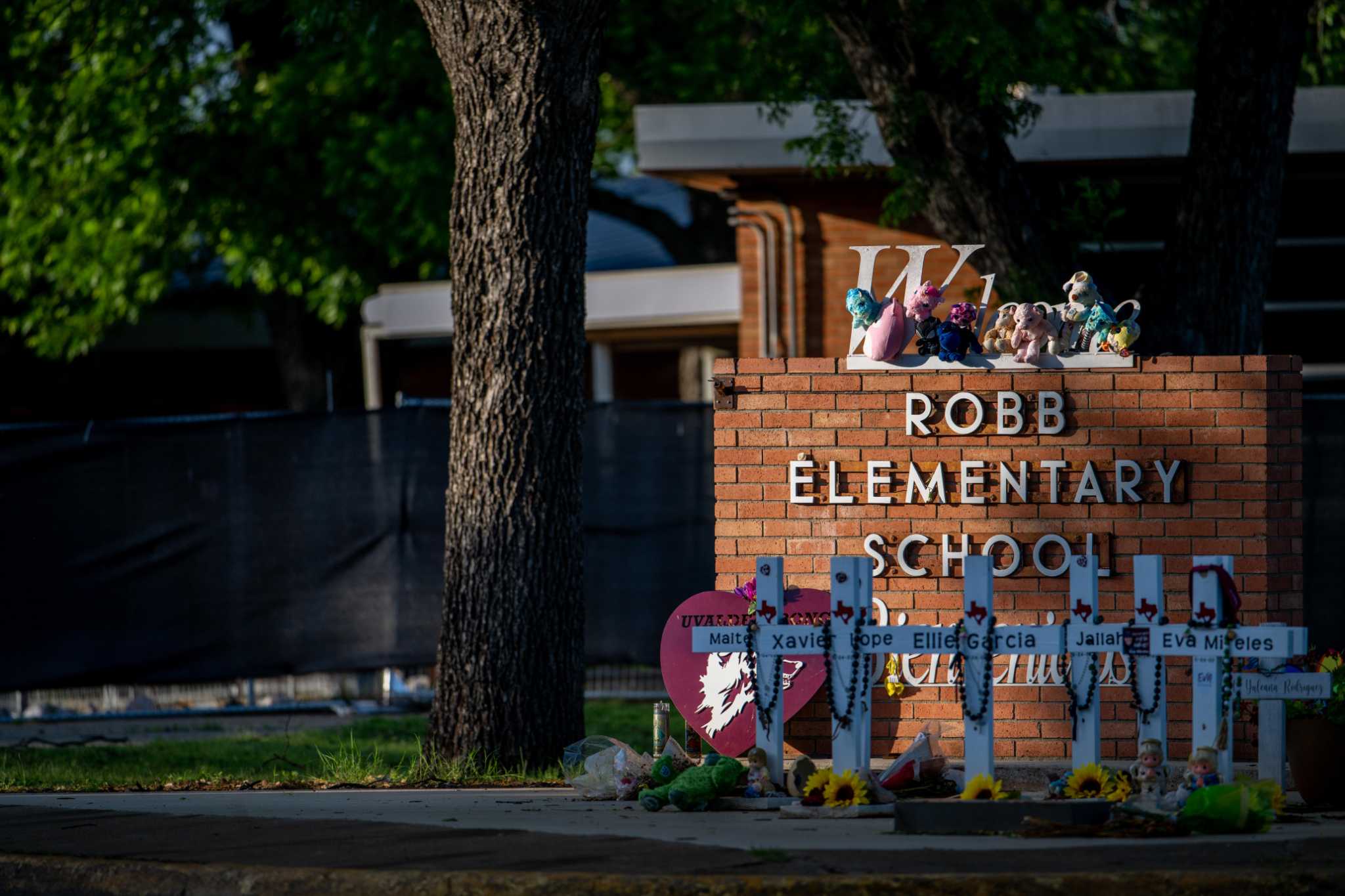 Bomb threat at Robb Elementary false, Uvalde police determine
