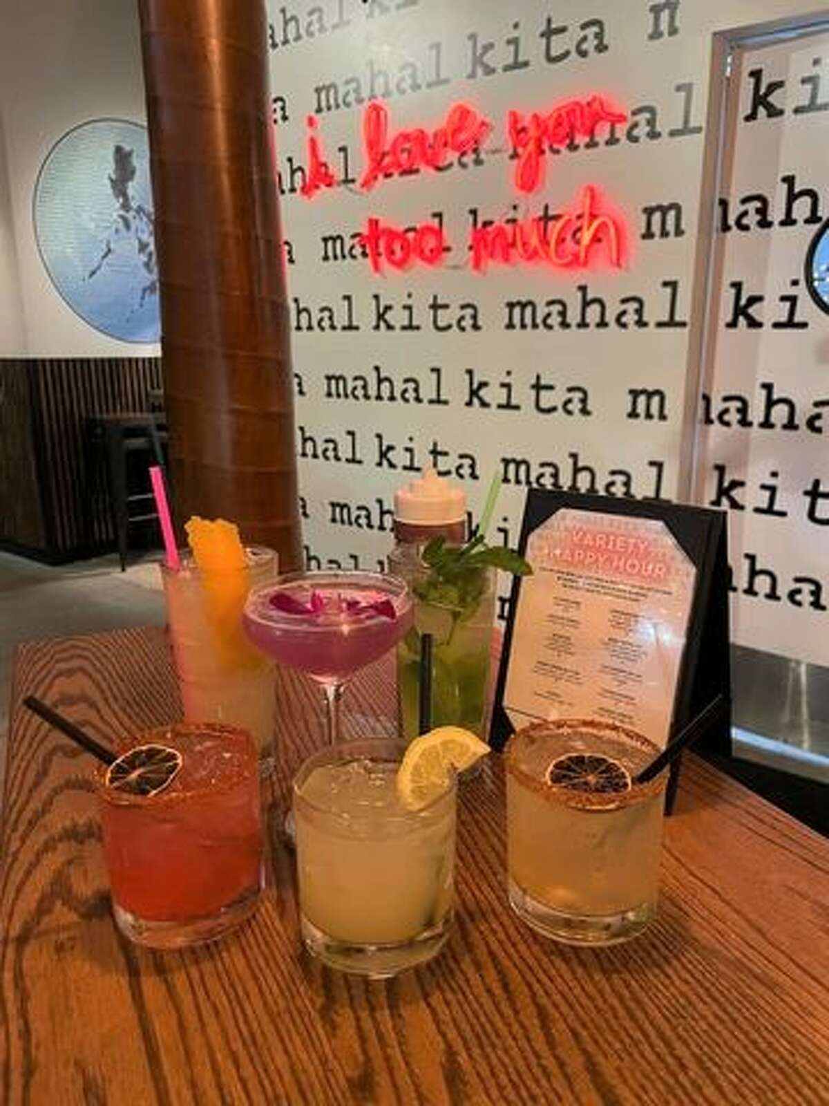 'Vanderpump' drinks at Houston restaurant's reunion watch parties