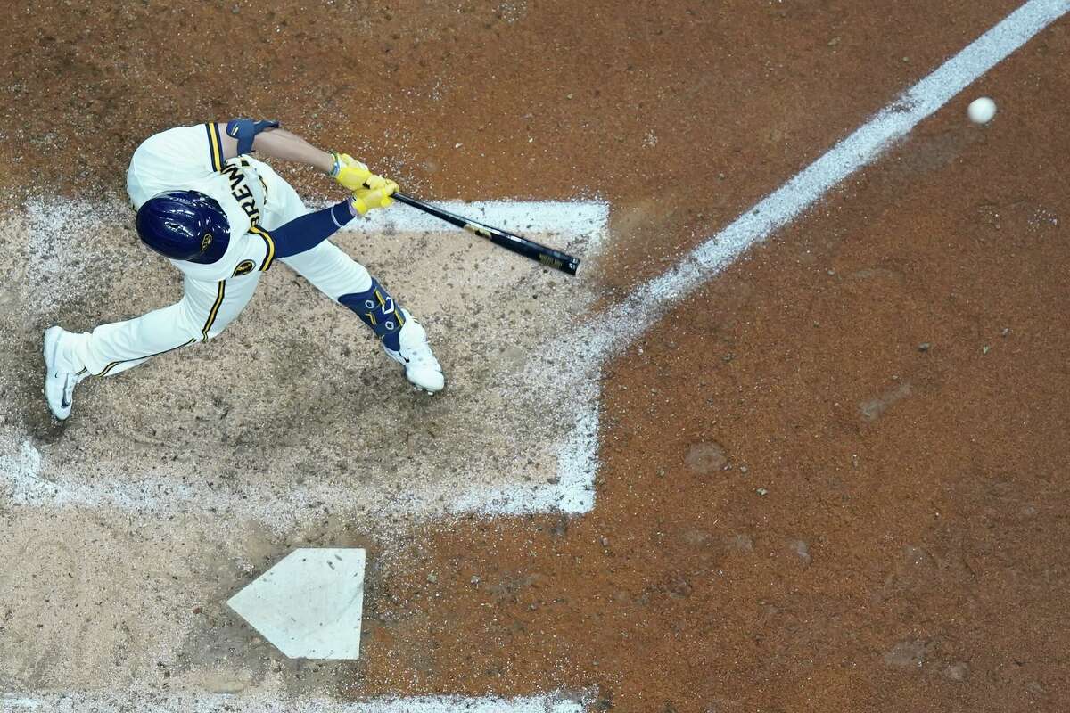 Houston Astros: Yordan Alvarez hits grand slam in win vs. Brewers