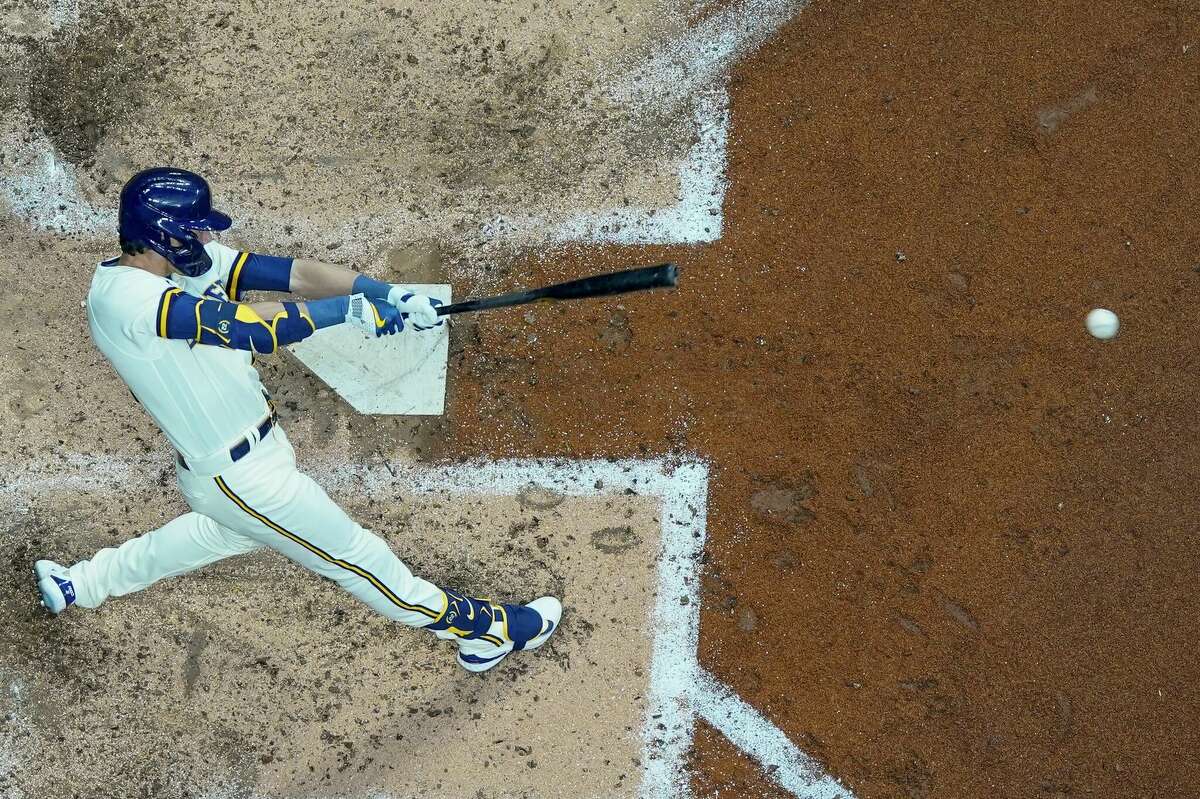 Houston Astros: Yordan Alvarez hits grand slam in win vs. Brewers