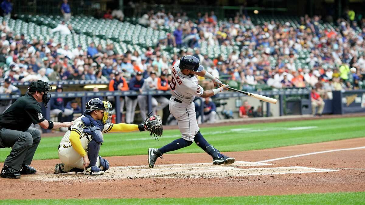 Houston Astros: Yordan Alvarez hits grand slam in win vs. Brewers