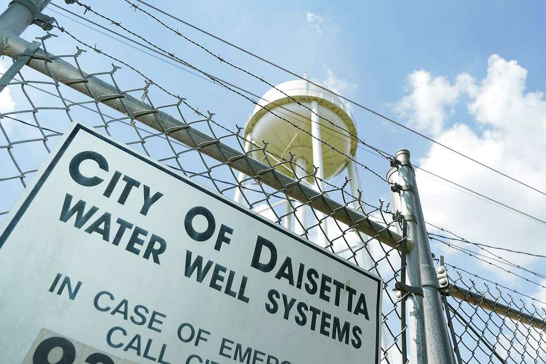 How Texas zombie wells could cause problems in climate change fight