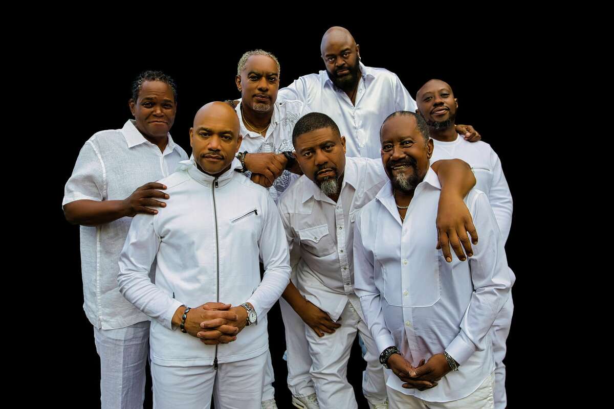 Freedom Over Texas: Chris Young and Yola celebrate 4th in Houston