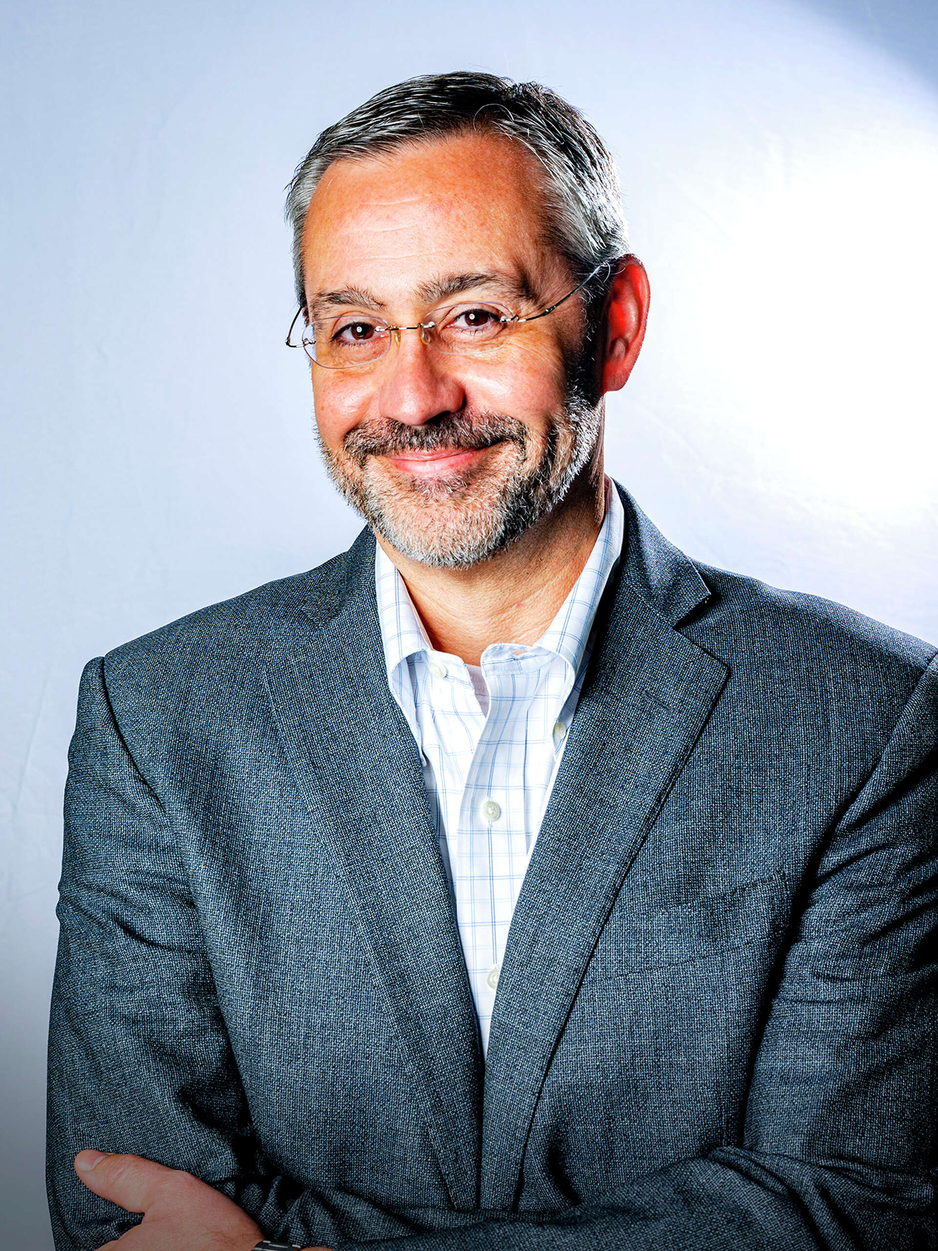 Changing of the guard: New Braunfels swears in Neal Linnartz as mayor