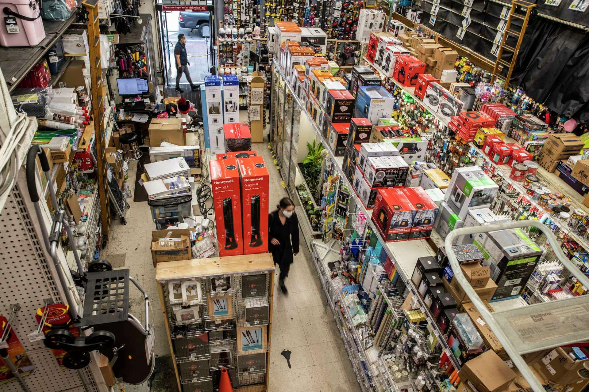 Cole Hardware to close SoMa store by end of the month