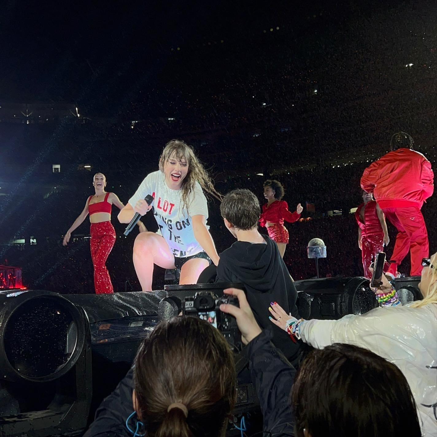 CT Swiftie reunites with Taylor Swift at Gillette Stadium on Saturday,