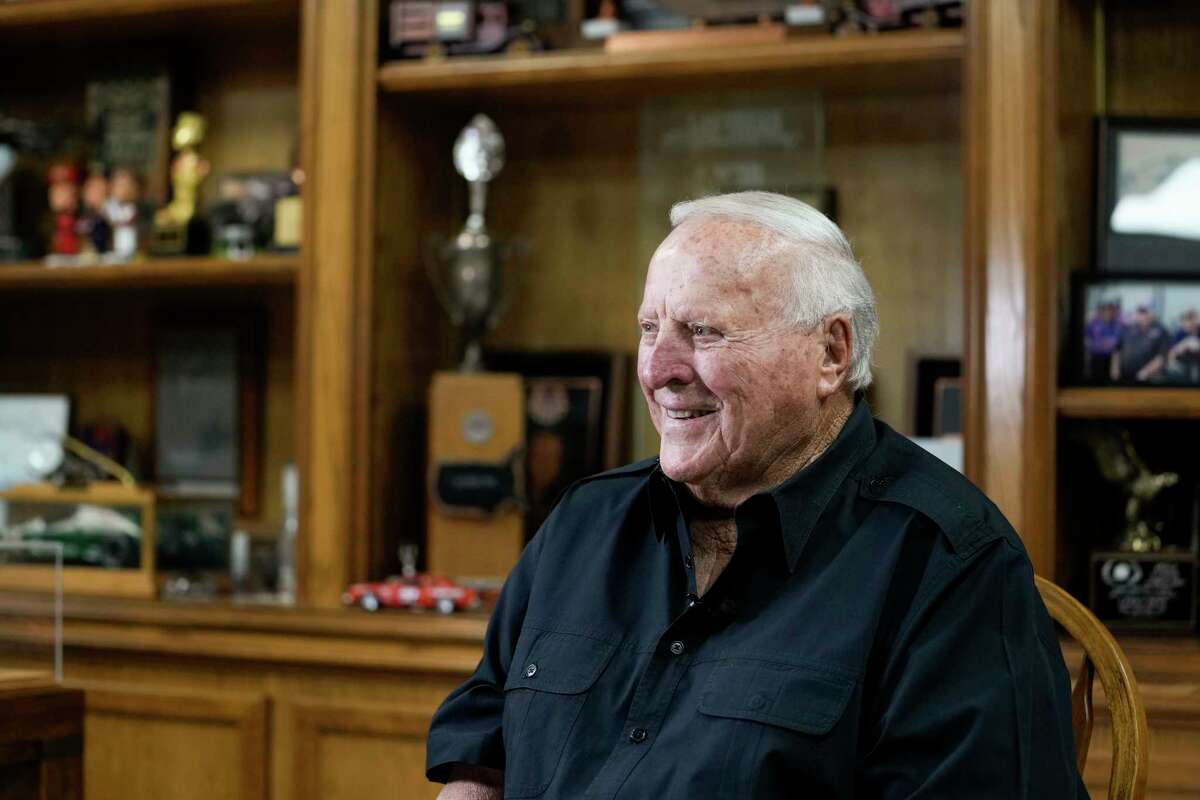 Legend A.J. Foyt, grief fresh from wife's death, returns to Indy 500