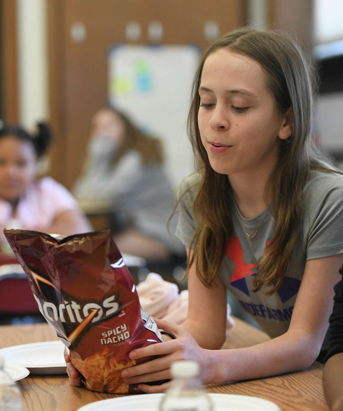 Greenwich fifth graders learn how to make healthy choices