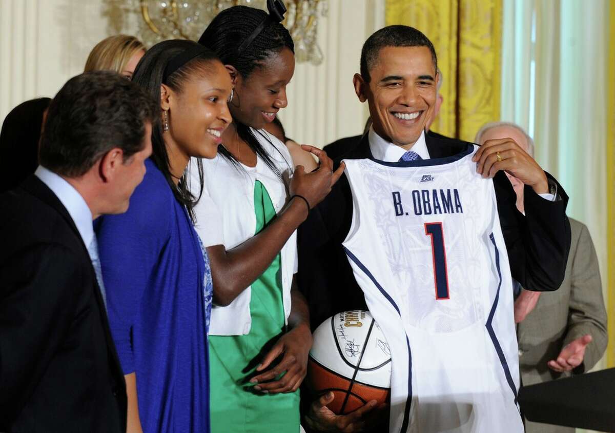 Looking back at UConn basketball visits to White House