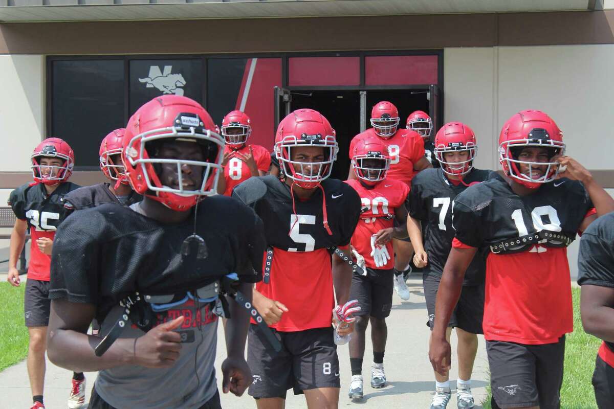 HS football: North Shore sets sights on 2023 as spring ball ends