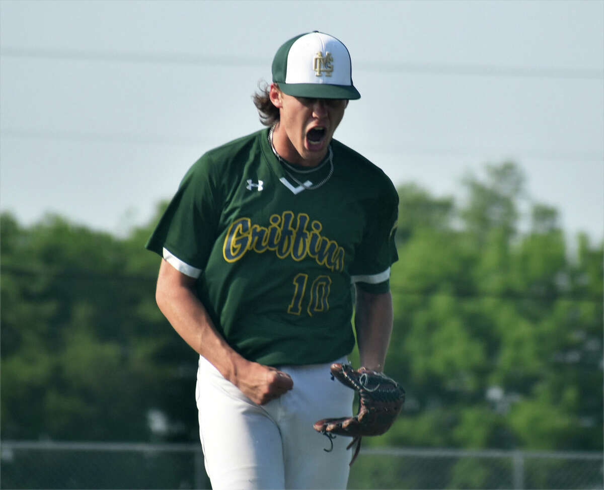 Rodgers pitches Griffins out of trouble, into sectional title game
