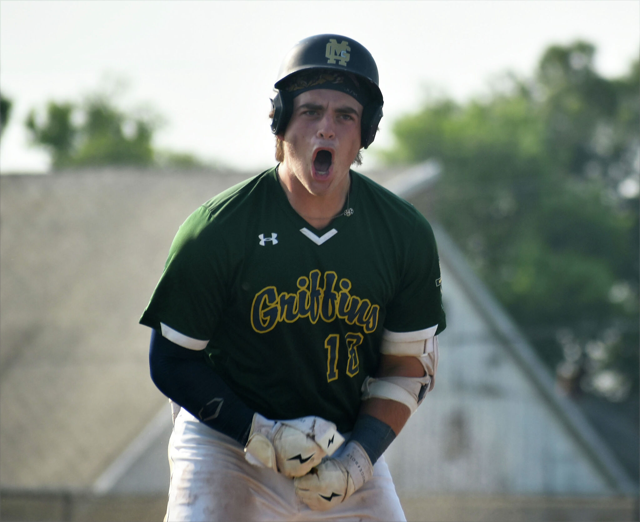 Rodgers pitches Griffins out of trouble, into sectional title game