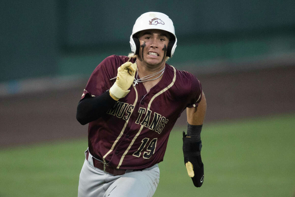 Magnolia West logs another shutout, takes Game 1 over Barbers Hill