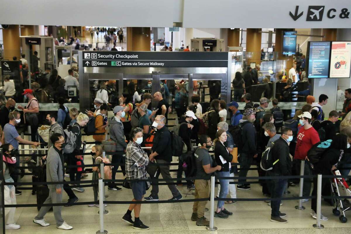 Memorial Day weekend at SFO will be busy and crowded for fliers