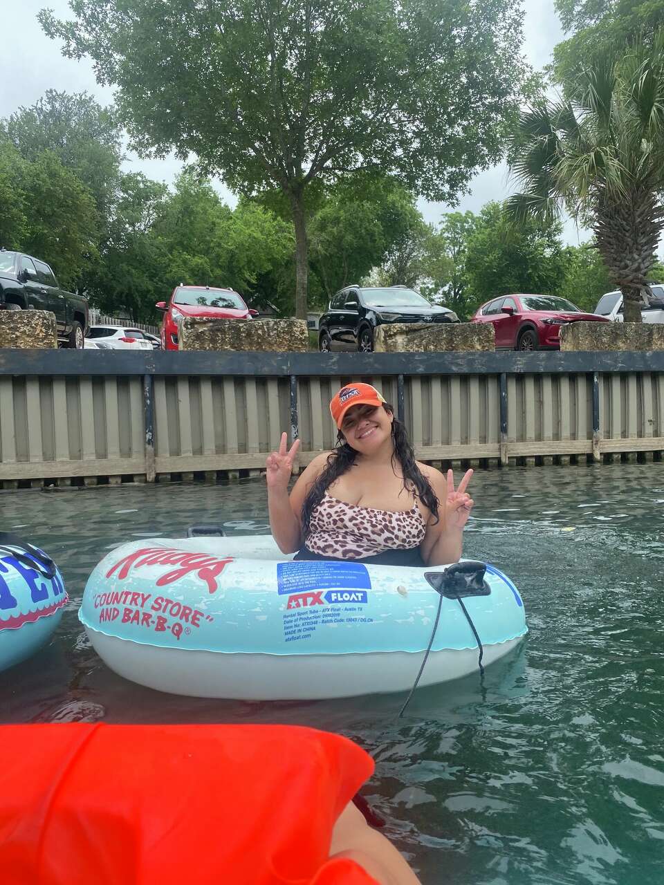 How to take a party bus to go tubing in San Antonio area