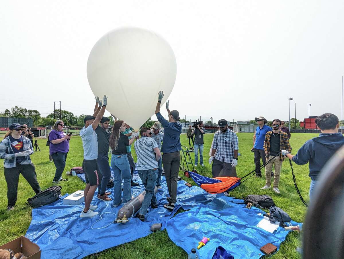 CT students launch weather balloon with NASA: 'Not a spy balloon'