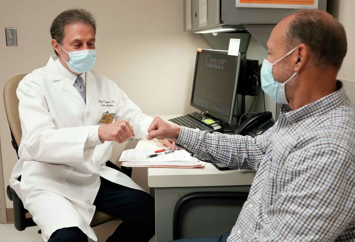 Pioneering Houston leukemia doctor helps patients avoid chemo