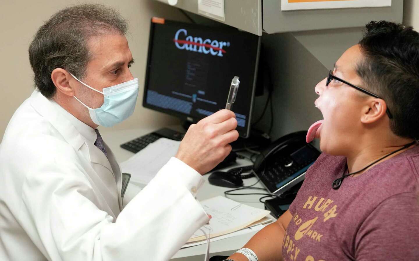 Pioneering Houston leukemia doctor helps patients avoid chemo