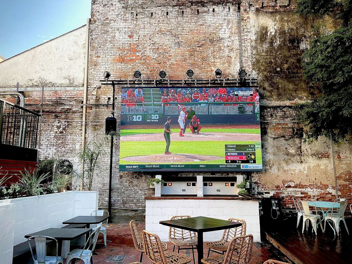 New Big Casino Bar opens in downtown Houston by ex-Batanga owner