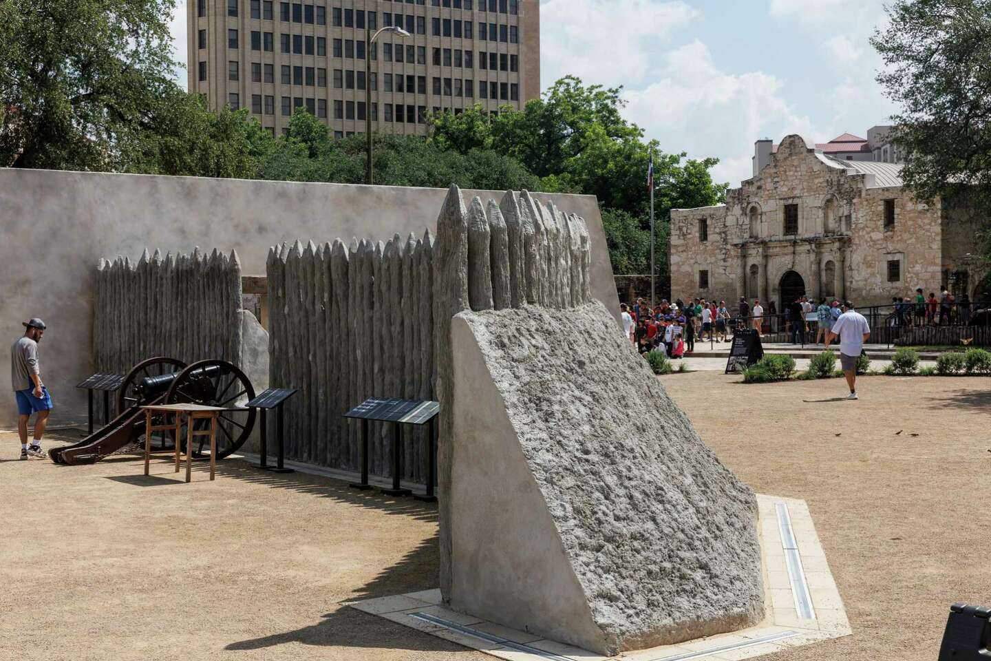 Alamo exhibit open for public to see this Memorial Day Weekend