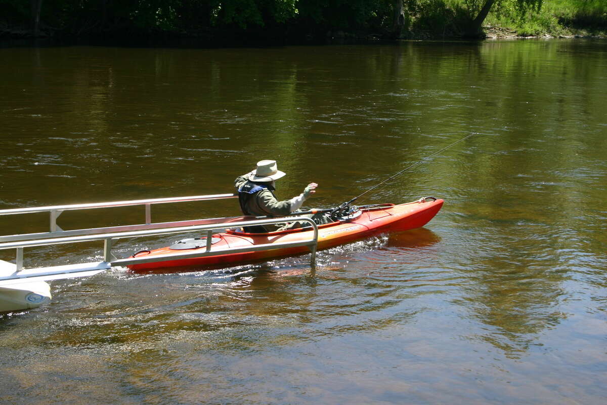 Hemlock Park kayak launch ribbon cutting held in Big Rapids