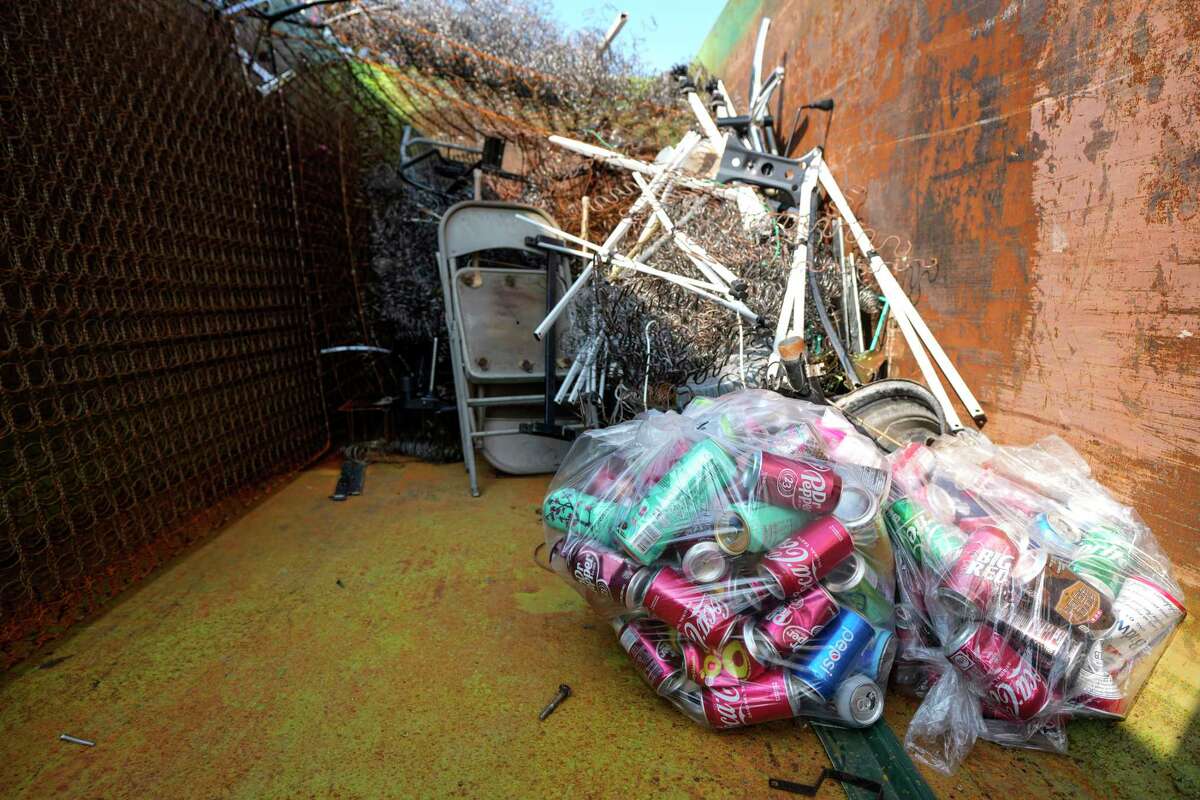 East Aldine residents fight illegal dumping with recycling center