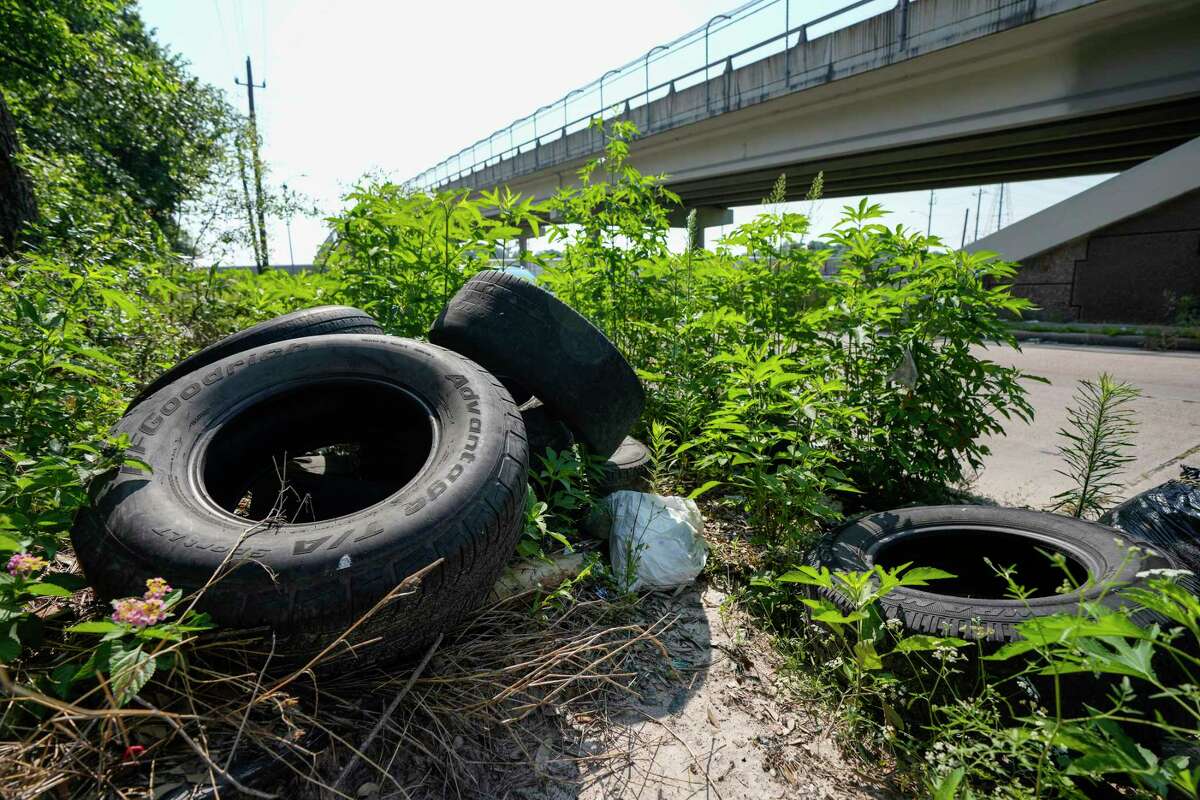 East Aldine residents fight illegal dumping with recycling center