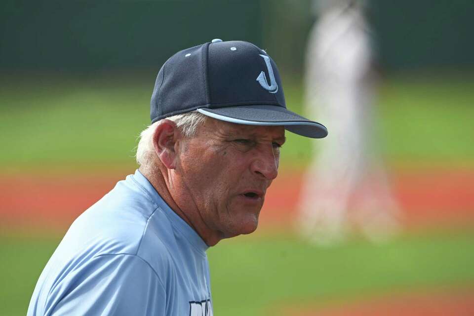 Coaches Corner: A Q&A with Johnson baseball coach Gordon Gesell
