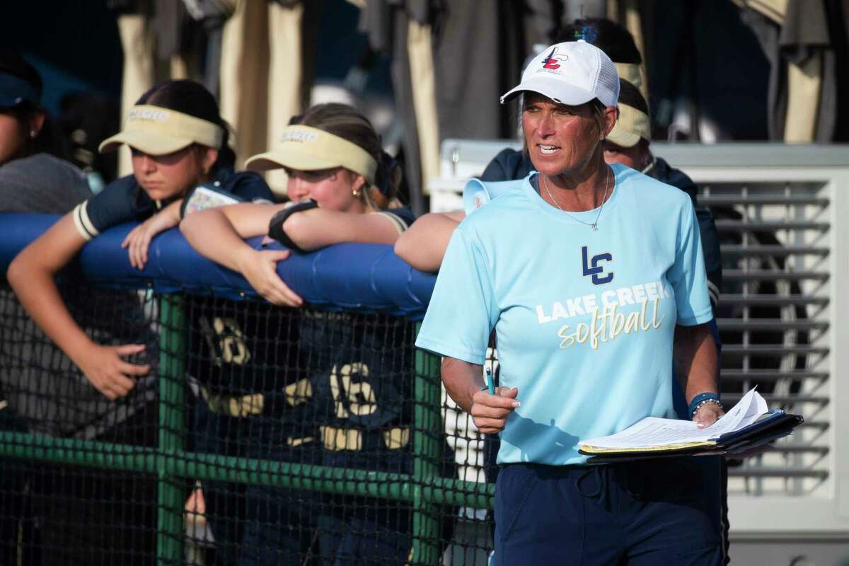 High school softball: Lake Creek overcomes first loss to make state