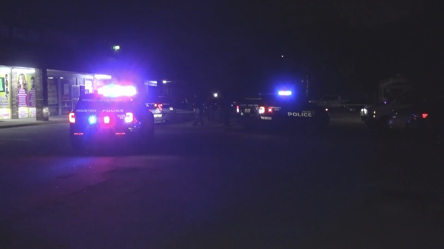 1 dead after triple shooting near strip shopping center