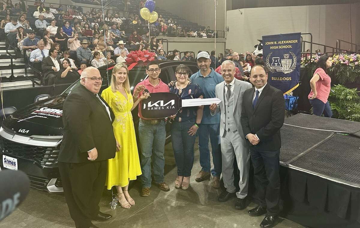 Laredo United South student wins Kia Sportage through Sames program